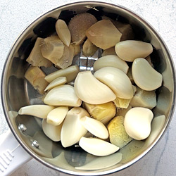 Ginger Garlic Paste - How to Make Ginger Garlic Paste - only 2 Ingredients