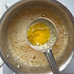 How to Make Ghee (clarified butter) in 15 minutes - Only 1 Ingredient ...