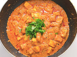 Achari Paneer Recipe - Spicy, Tantalizing Paneer Curry with Pickle like ...