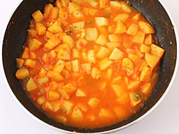 Dry Aloo Matar Recipe - Spicy Indian Aloo and Mutter Sabzi with Tomato