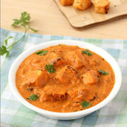 Malai Paneer Recipe - Shallow Fried Paneer in Fresh Cream Gravy