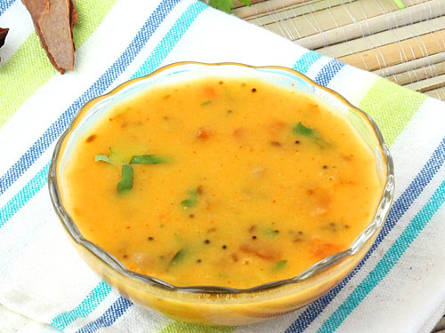 Gujarati Dal Recipe - Khatti Meethi Dal - Authentic Mild Sweet & Sour ...