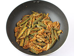 Bhindi Fry Recipe - Crispy, Dry and Rich Bhindi Subzi - Okra Fry