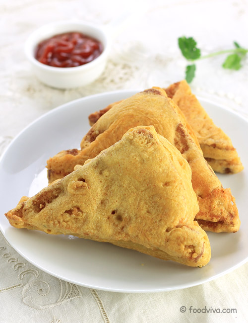 Bread Pakora Recipe With Spicy Mashed Potato Stuffing - Bread Pakoda