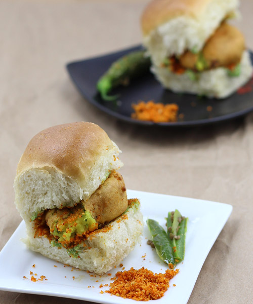 Vada Pav Recipe - Mumbai Style Pav Vada with Spicy Chutney